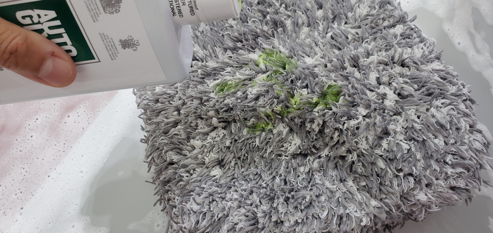 The No Bucket Method: Are Wash Buckets a Thing of the Past? – Ask a Pro ...