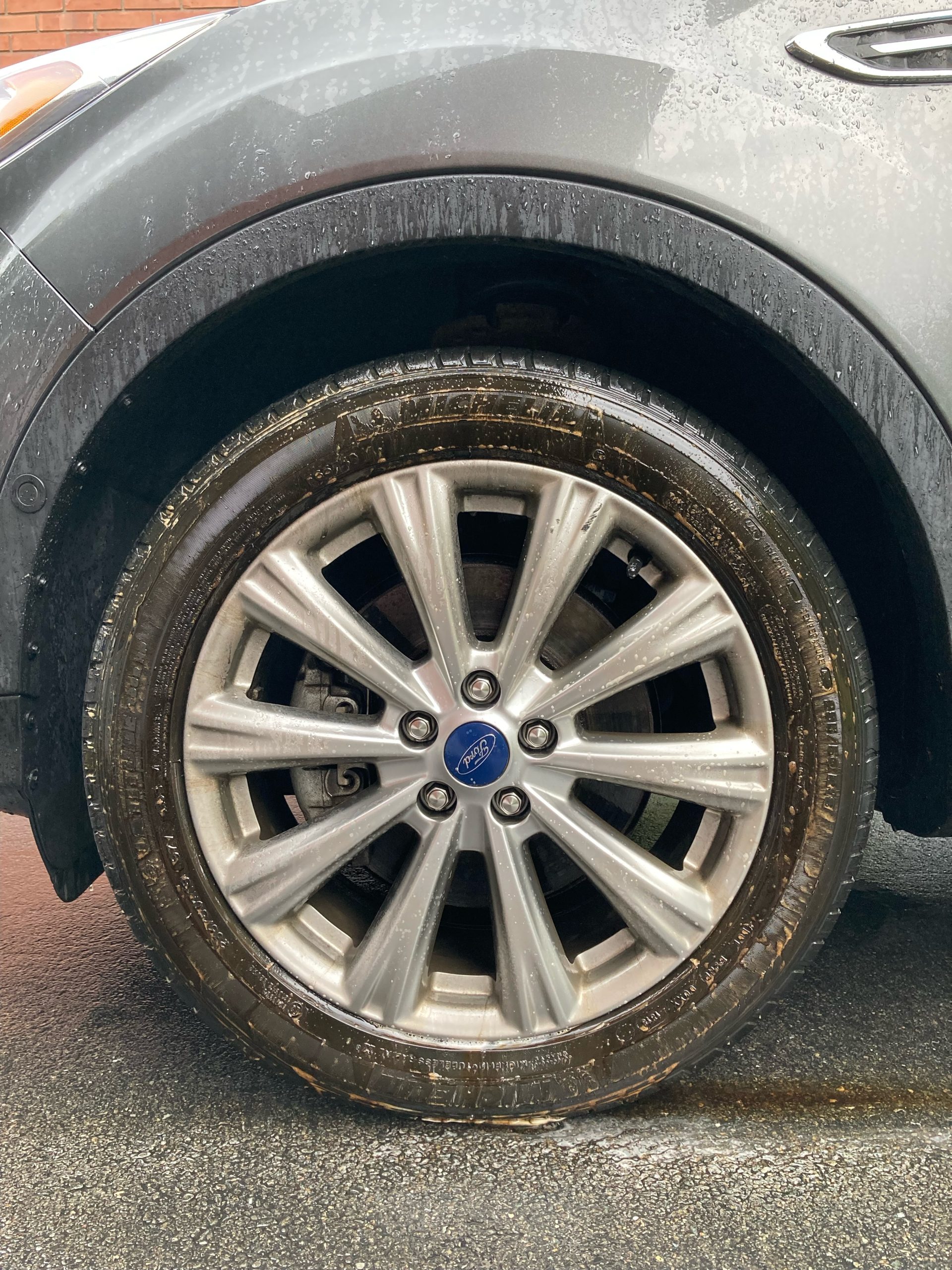 How To: Cleaning Dirty Wheels and Tires – Ask a Pro Blog